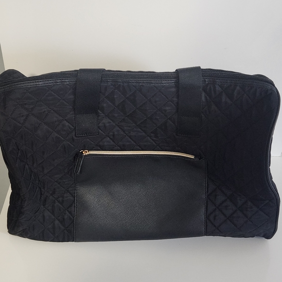 DSW | Bags | Dsw Quilted Weekender Bag Black 22 | Poshmark